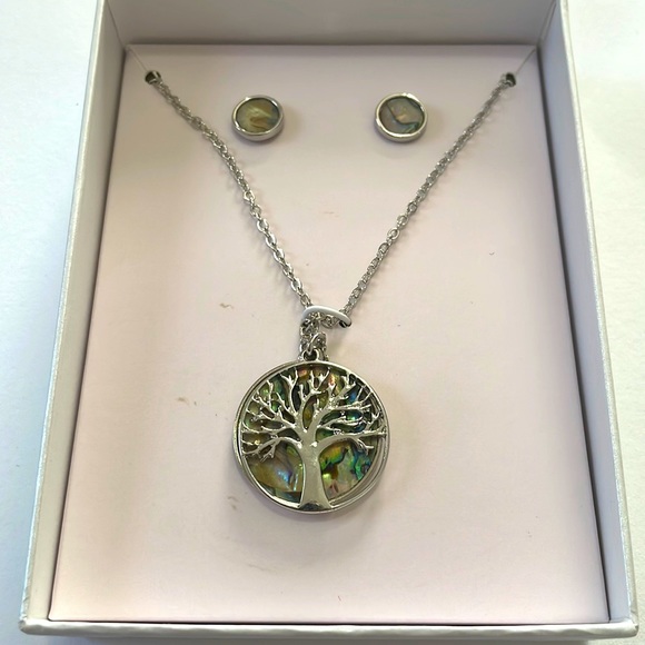 Jewelry | Tree Of Life Necklace | Poshmark